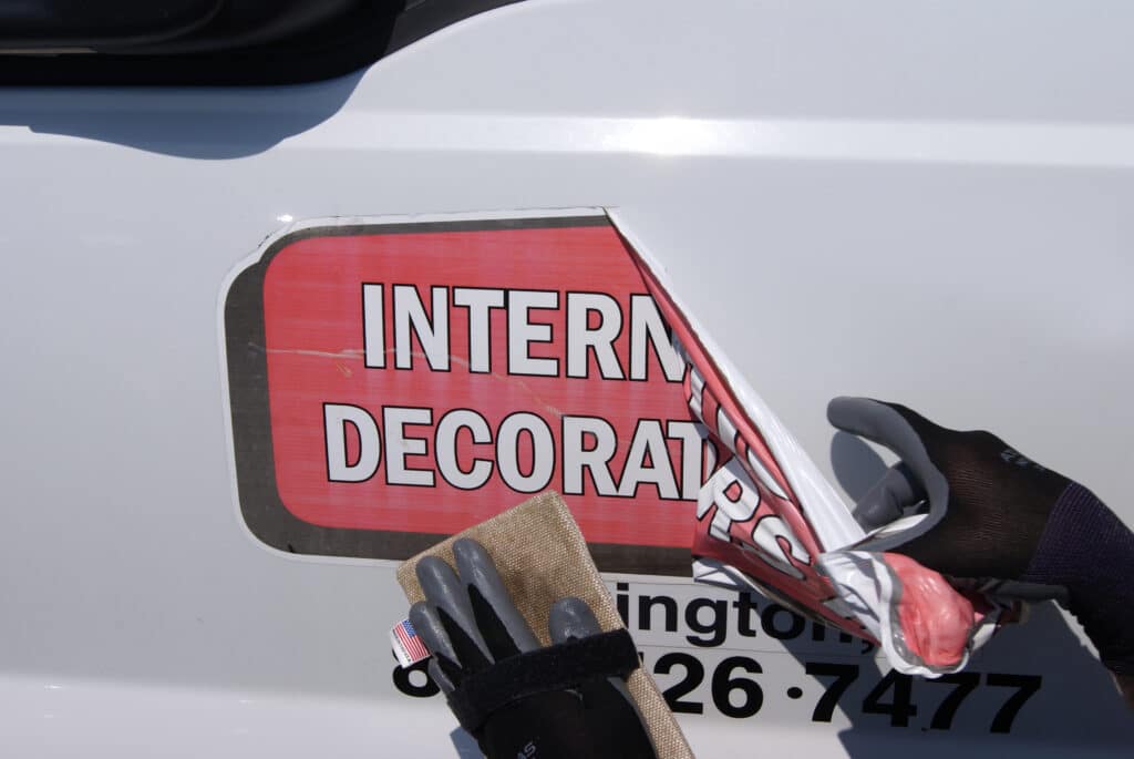 Decal & Vinyl Removal Tool - Induction Innovations